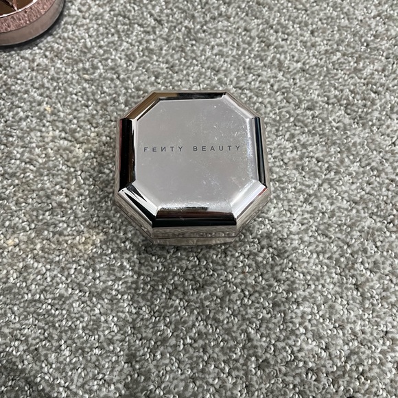 Fenty Beauty | Makeup | Fenty Beauty Setting Powder Banana | Poshmark